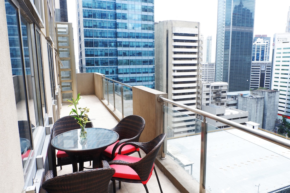 Valero Grand Suites by Swiss-Belhotel Makati in Manila | Best Rates ...