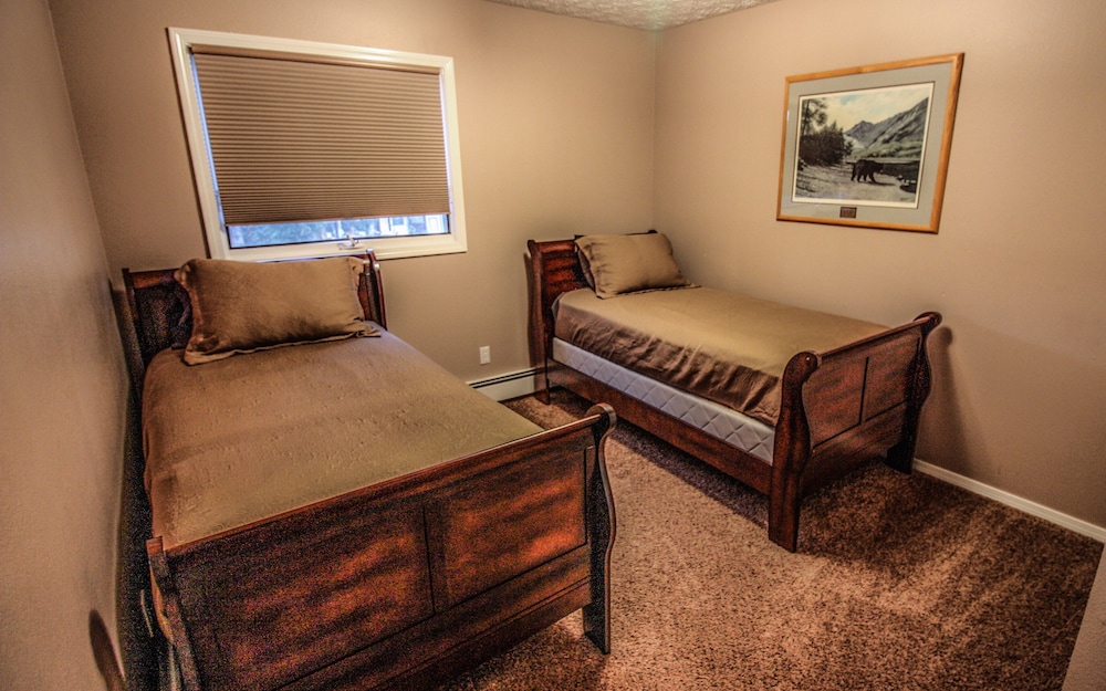 Near Anchorage Airport, Lake Hood And The Cook Inlet Coast - Anchorage ...