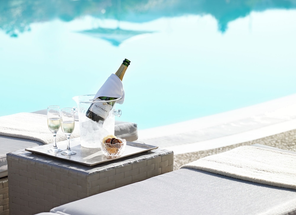 Room Deals for Ikos Dassia - All Inclusive, Greek Islands starting at ...