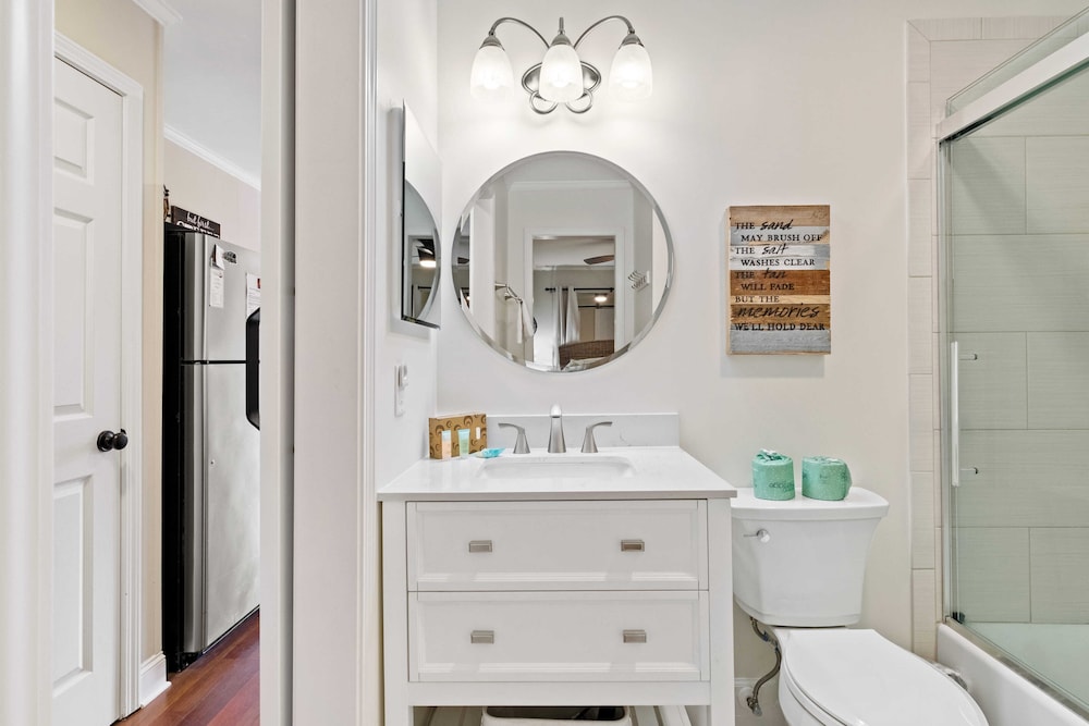 Coastal Comfort Escape 4U - Remodel - Beach, Sand & Pool - Oceanfront ...