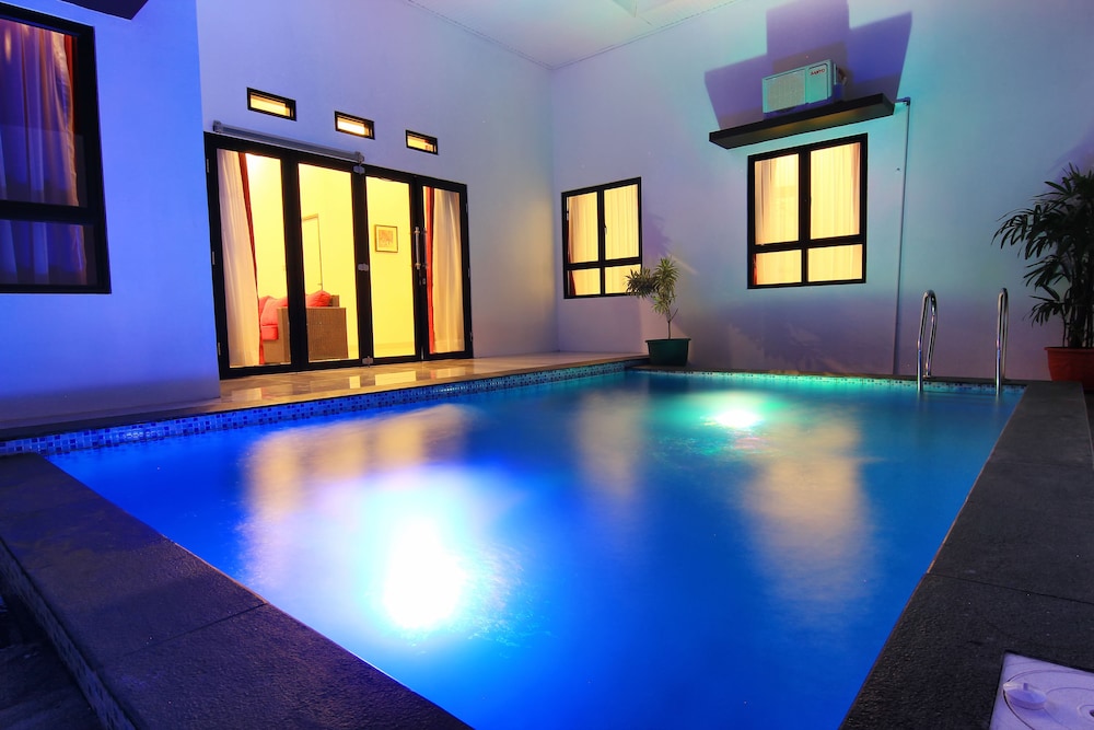 The Baliview Luxury Villas & Resto in Pekanbaru | Best Rates & Deals on ...