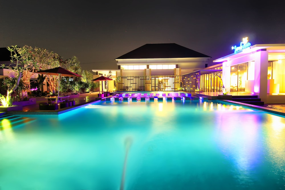 The Baliview Luxury Villas & Resto in Pekanbaru | Best Rates & Deals on ...