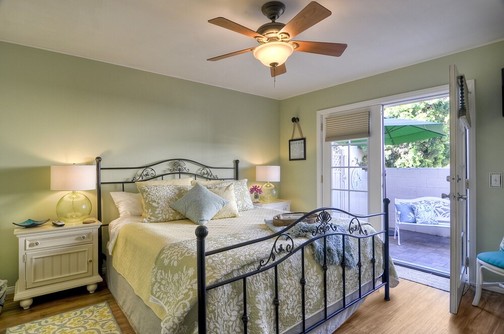Relax in Style in Carlsbad's Best Location - Carlsbad | Vrbo