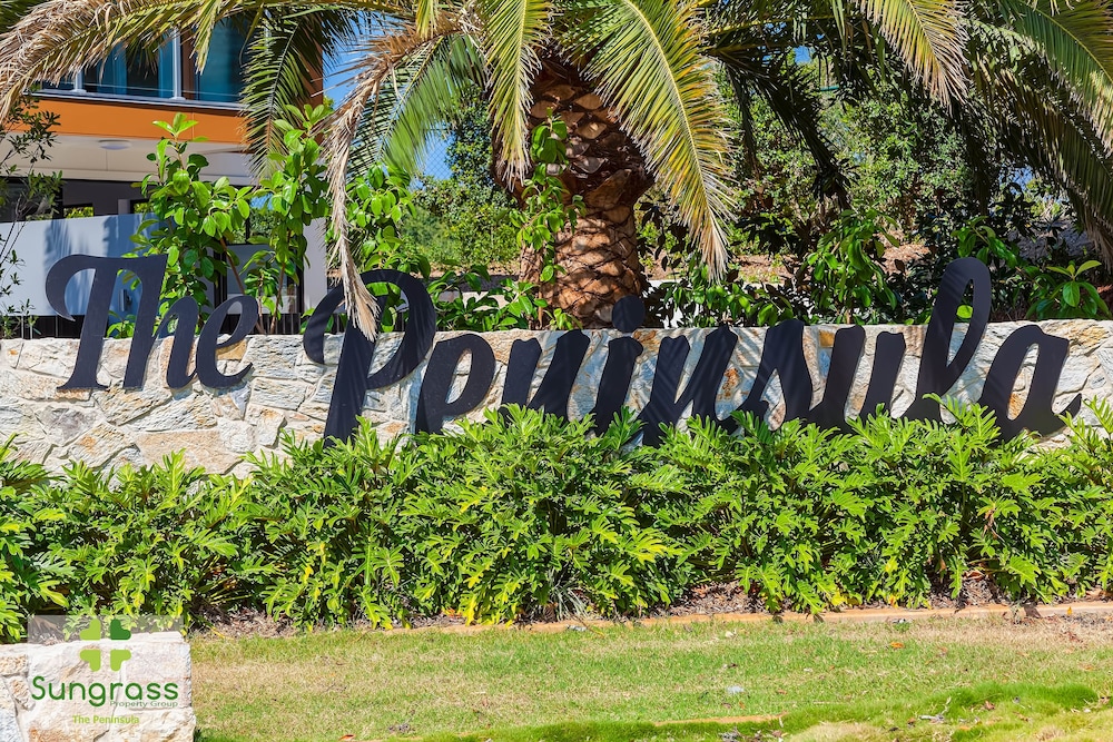 The Peninsula at Hope Island in Gold Coast | Best Rates & Deals on Orbitz