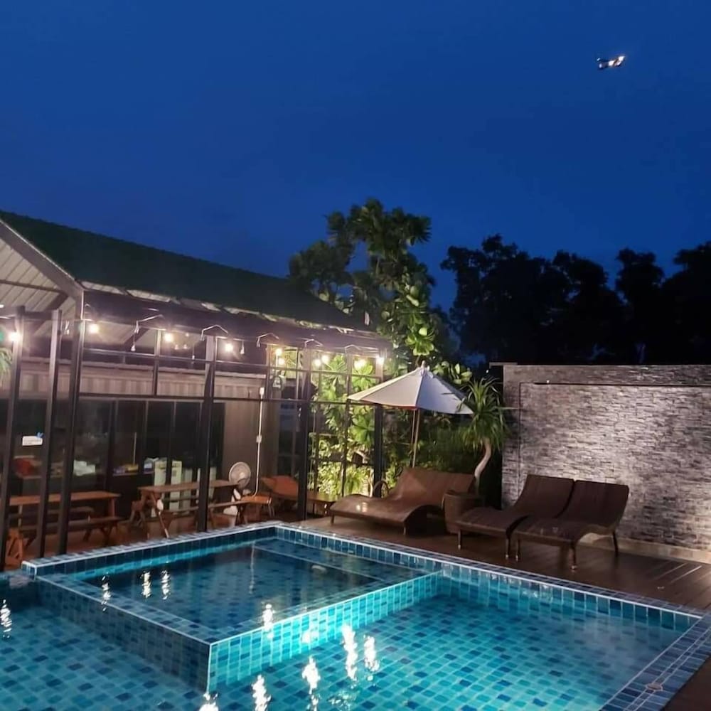 Bangkok Boutique Resort Rangsit in Bangkok | Best Rates & Deals on Orbitz