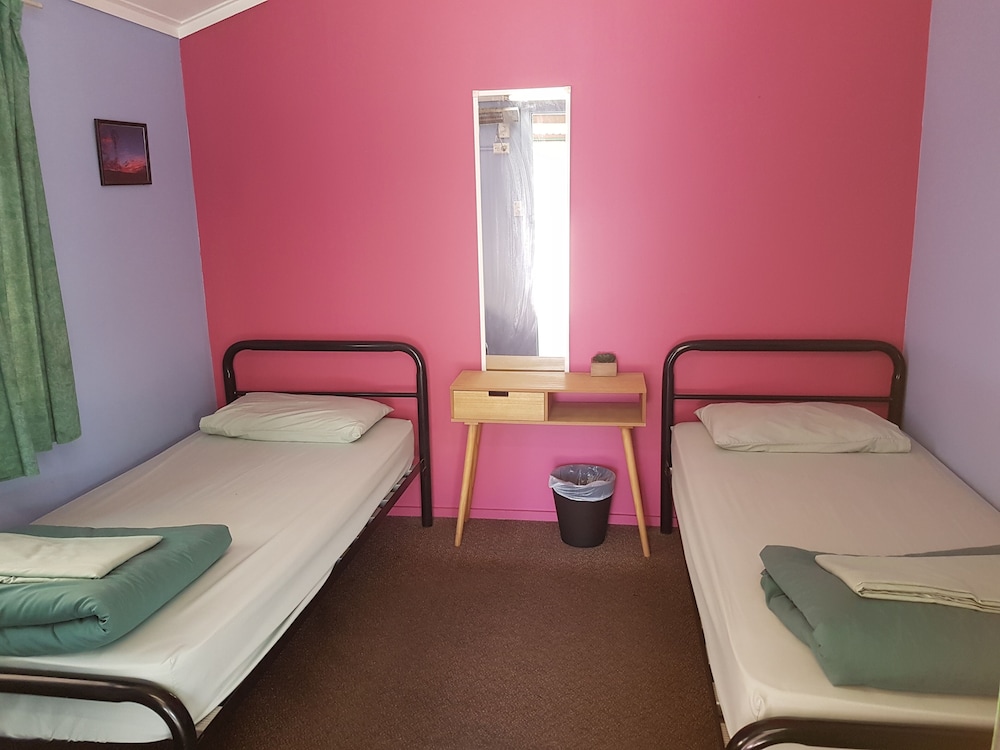 Alice Lodge Backpackers in Alice Springs | Best Rates & Deals on Orbitz
