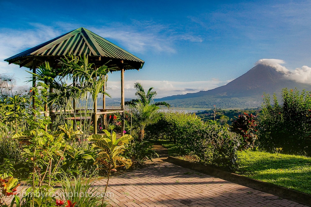 Lake Arenal-Stunning views of the lake, volcano and jungle. - El ...