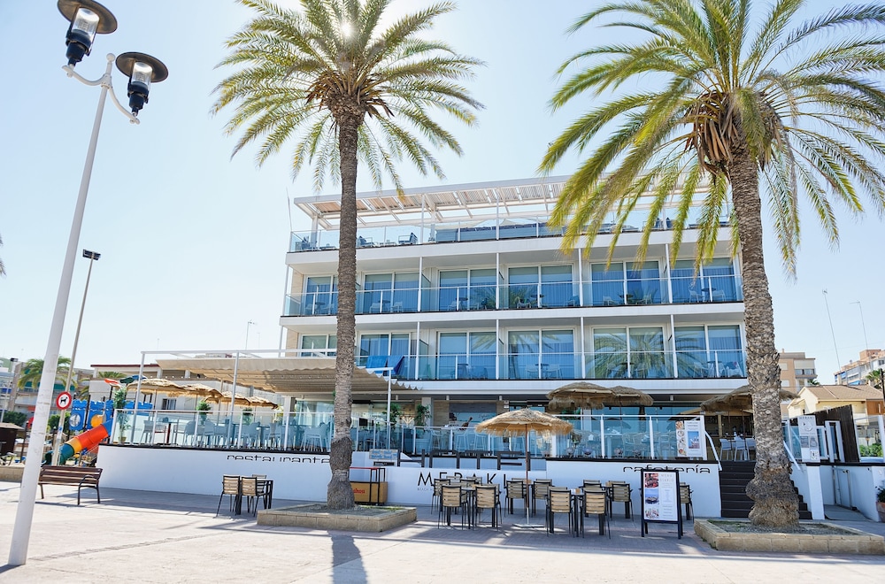 Meraki Beach Hotel - Adults Only in La Pobla de Farnals | Best Rates ...