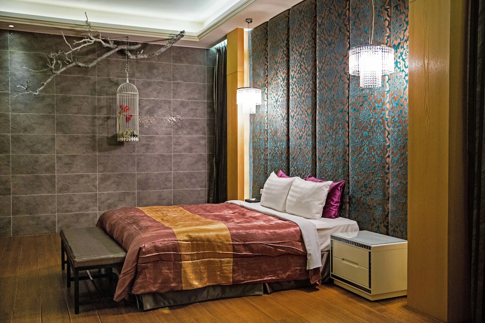 Affair Motel in Taichung | Best Rates & Deals on Orbitz