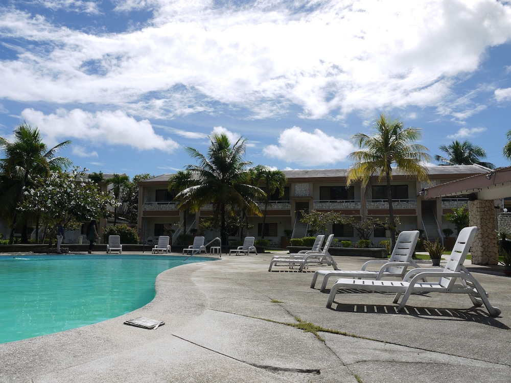 Chalan Kanoa Beach Hotel, Saipan: Room Prices & Reviews | Travelocity