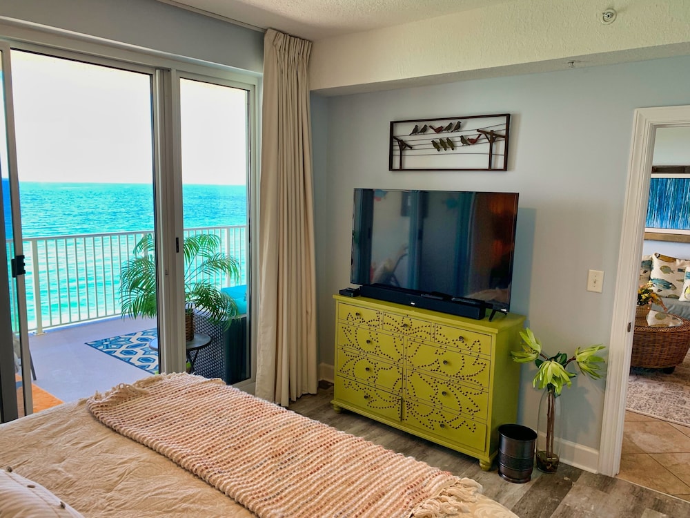 Gorgeous Ocean Reef 2 BR Gulf Front! Close to Pier Park! Beautiful ...