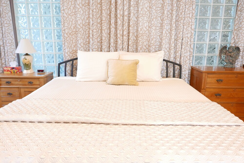 Mill Creek Gardens, Winamac: $184 Room Prices & Reviews | Travelocity