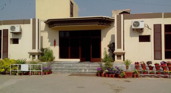 Hotel Faran en Rahim Yar Khan - Hotels.com
