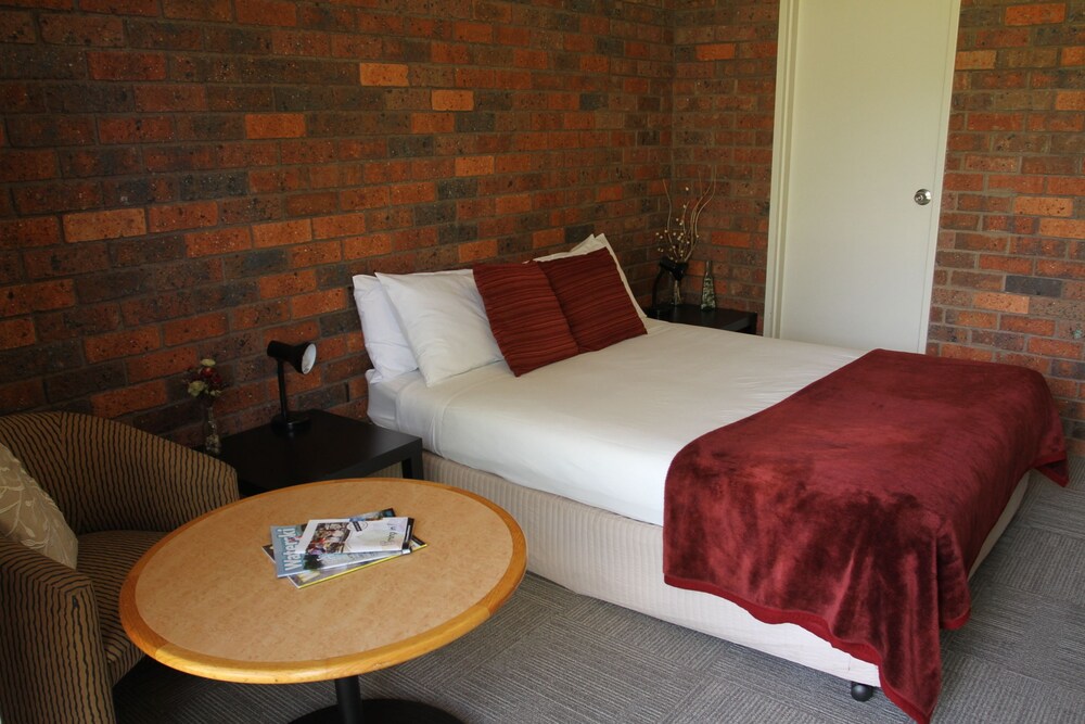 Bonnie Doon Hotel: Deals & Reviews (Bonnie Doon, AUS) | Wotif