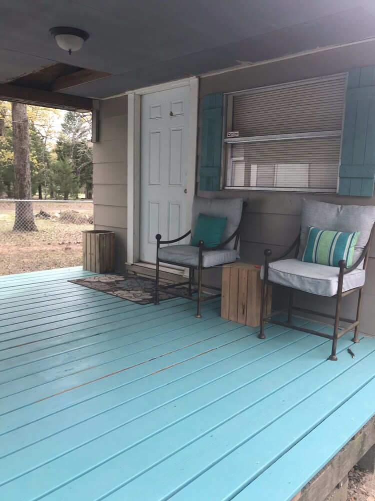 Callender Lake Cabin near Canton Trade Days and Artsy Edom,TX ...