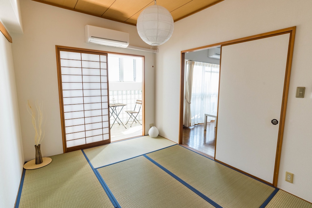 Universal Bay Condominium: AU$85 Deals & Reviews (Osaka, JPN) | Wotif