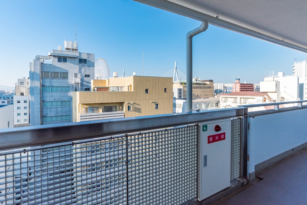 Universal Bay Condominium Deals & Reviews (Osaka, JPN) | Wotif