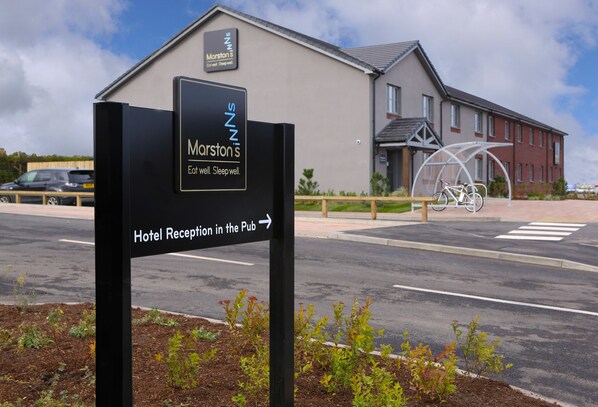 Book Harbour Spring, Peterhead by Marston's Inns in Peterhead | Hotels.com
