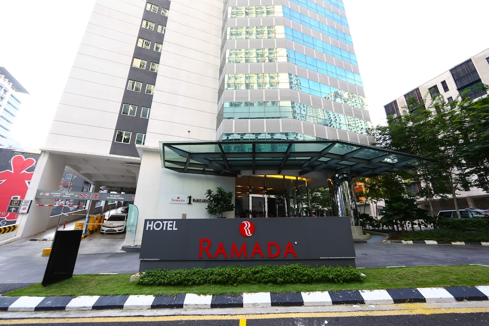 Ramada Suites by Wyndham Kuala Lumpur City Centre in Kuala Lumpur ...