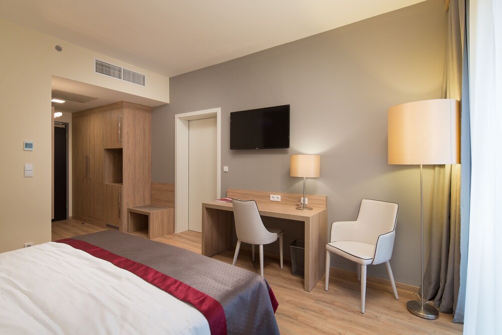 Akeah Verdi Budapest: AU$79 Deals & Reviews (Budapest, HUN) | Wotif