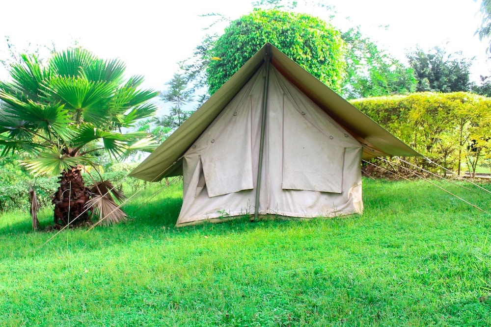 Ruhondo Beach Resort in Gashaki | Best Rates & Deals on Orbitz