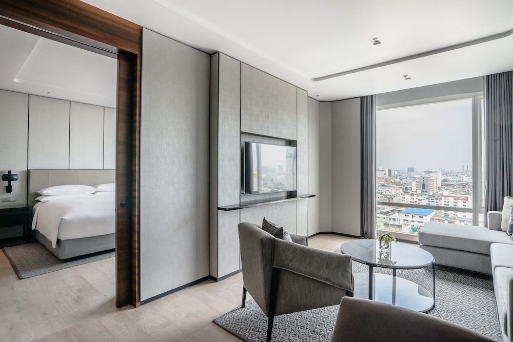 Bangkok Marriott Hotel The Surawongse in Bangkok | Best Rates & Deals ...