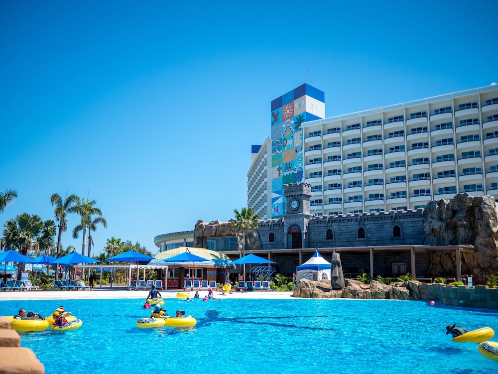 Saipan World Resort, Saipan: Room Prices & Reviews | Travelocity