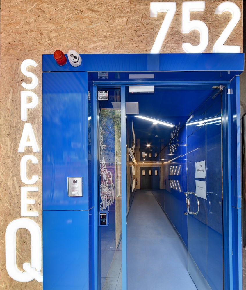 Space Q Capsule Hotel: Deals & Reviews (Sydney, AUS) | Wotif