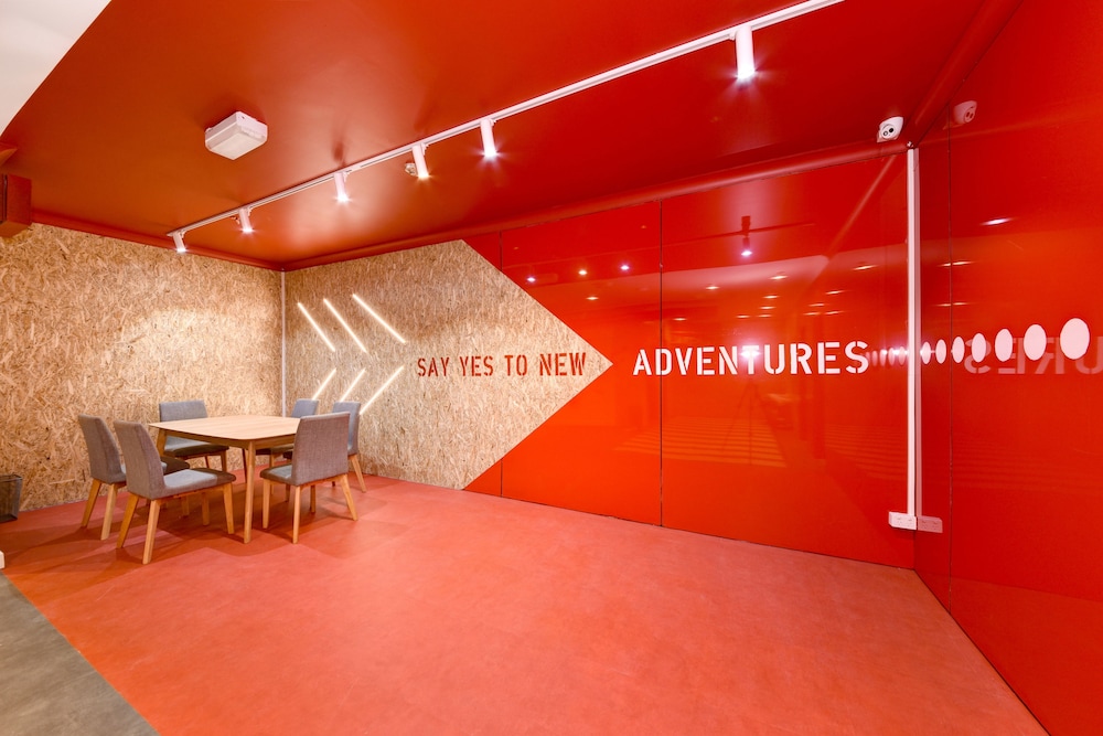 Space Q Capsule Hotel, Australia | Australian Accommodation