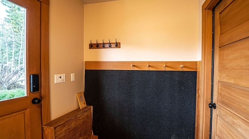 Timberloft- 90 Nights Minimum - Revelstoke