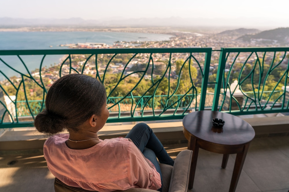 Satama Hotel, Cap-Haitien: CA $220 Room Prices & Reviews | Travelocity