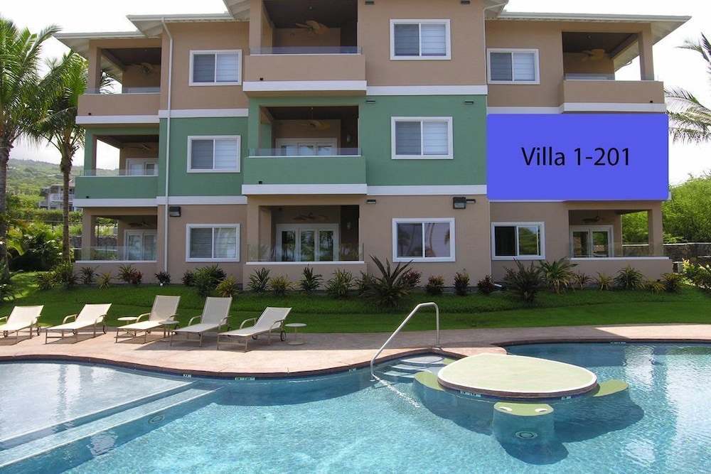 Aloha Condos, Beach Villas at Kahaluu, Villa 1-201, Beach View, AC ...