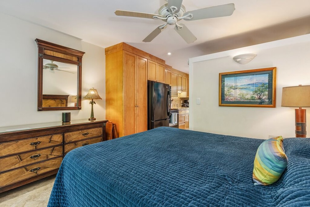 Aloha Condos, Napili Bay Resort, Condo 217, Beach View - Napili | Vrbo