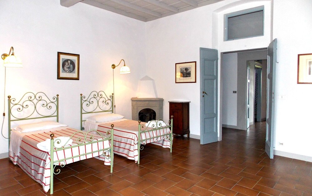 Villa in Scarperia with 3 bedrooms sleeps 6 - Scarperia | Vrbo