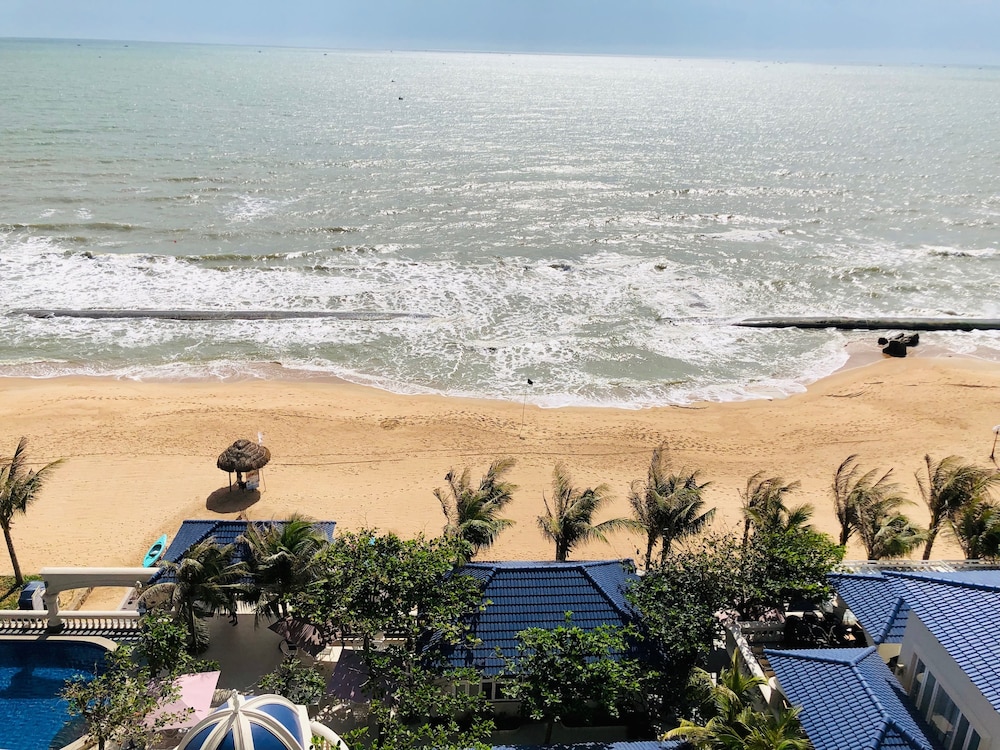 Lan Rung Resort & Spa - Phuoc Hai Beach in Dat Do | Best Rates & Deals ...