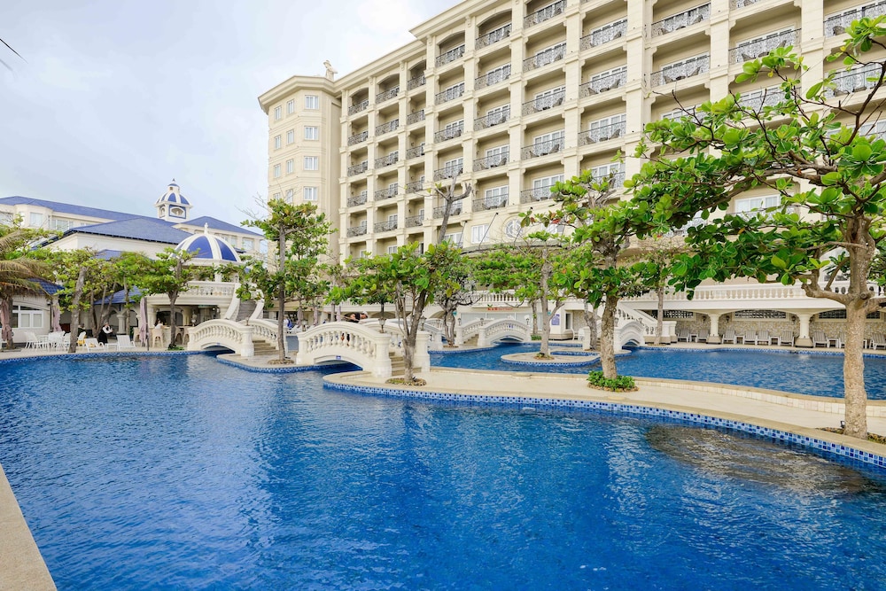 Lan Rung Resort & Spa - Phuoc Hai Beach in Dat Do | Best Rates & Deals ...