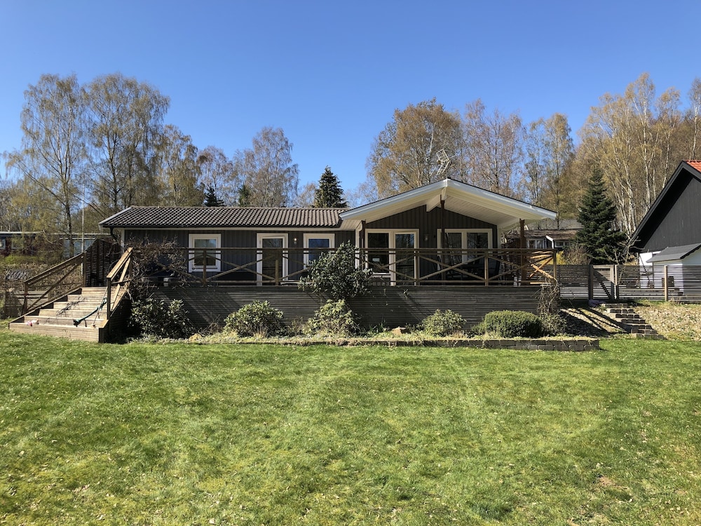 Modern and comfortable house with fantastic terrace near lake, sea ...