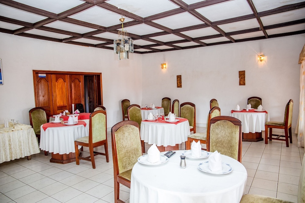 Ubumwe Hotel Gisenyi in Gisenyi | Best Rates & Deals on Orbitz