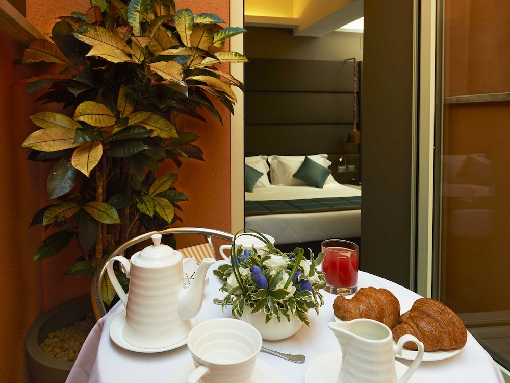 Harry's Bar Trevi Hotel & Restaurant in Rome | Best Rates & Deals on Orbitz