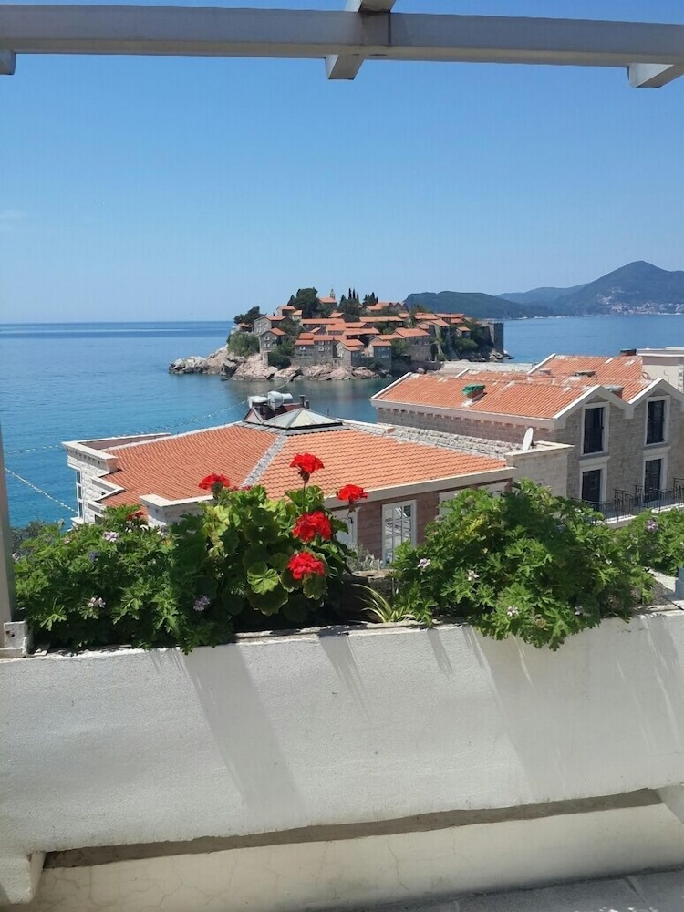 Apartments Andjus Reviews, Deals & Photos 2026 - Vrbo
