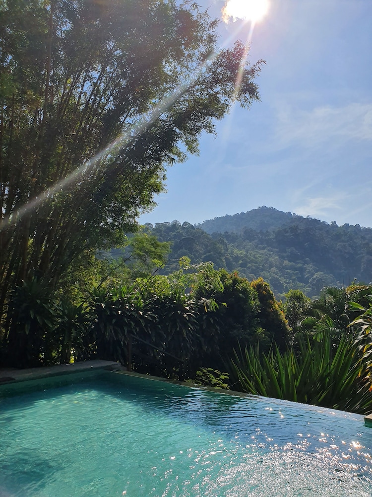 The Dusun, Seremban: $90 Room Prices & Reviews | Travelocity