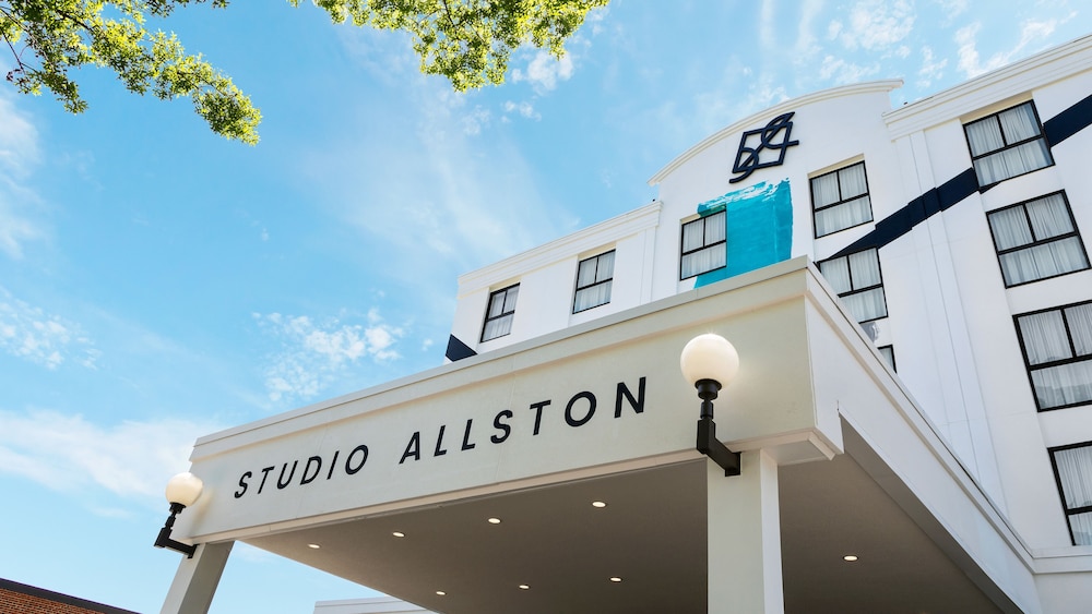 Studio Allston Hotel: 2019 Room Prices $159, Deals & Reviews | Expedia