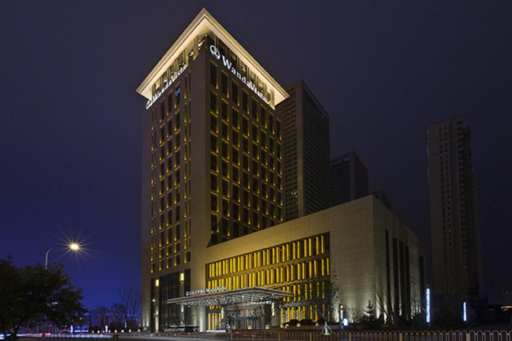Wanda Vista Shenyang in Shenyang | Best Rates & Deals on Orbitz