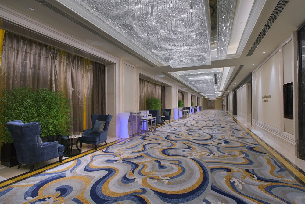 Wanda Vista Shenyang in Shenyang | Best Rates & Deals on Orbitz