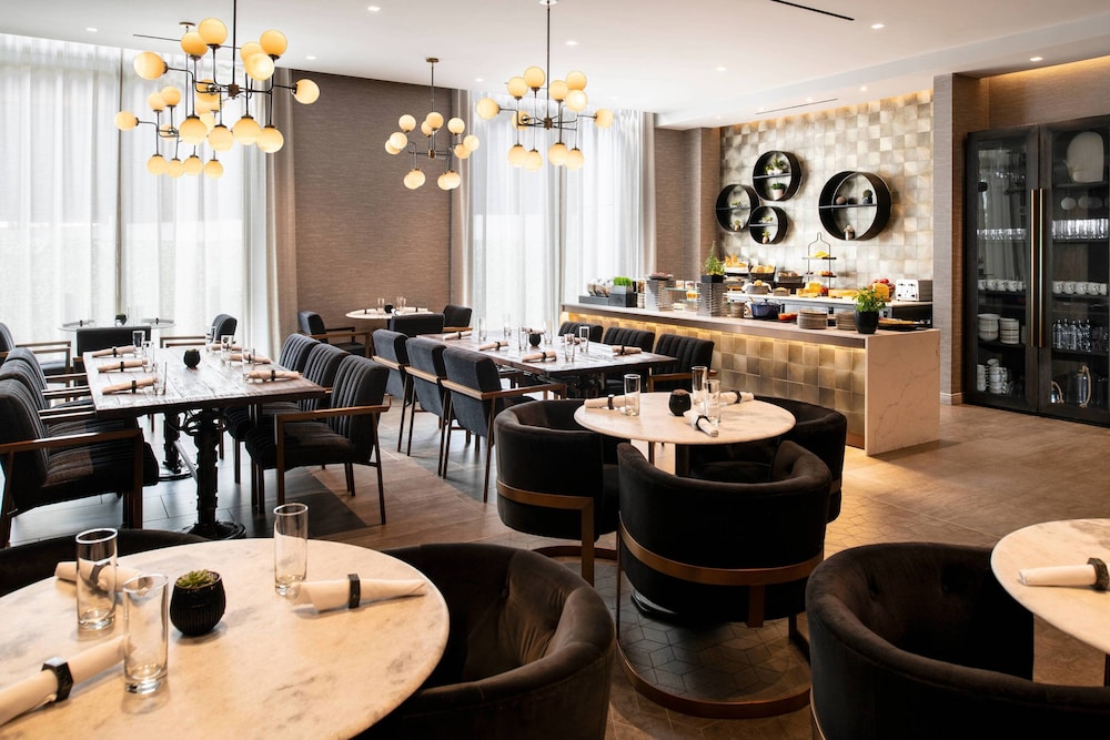 The Row Hotel at Assembly Row, Autograph Collection in Boston | Best ...