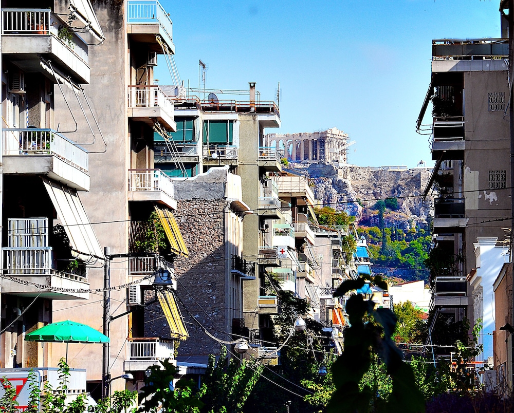 Urban Art Experience with Acropolis View - Athens | Vrbo