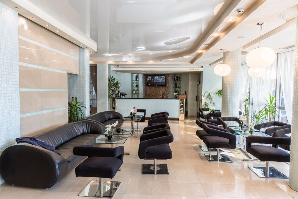 Cosmopolitan Hotel & Wellness: AU$106 Deals & Reviews (Ruse, BGR) | Wotif