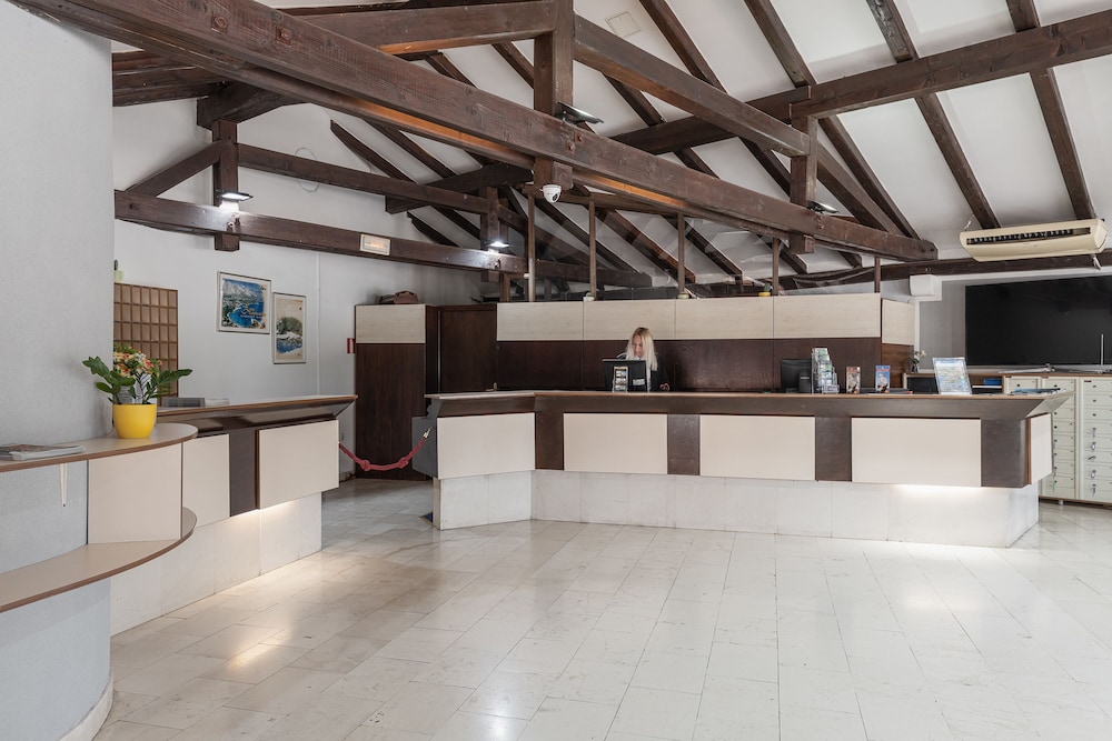 Hotel Villas Plat Deals & Reviews (Zupa dubrovacka, HRV) | Wotif