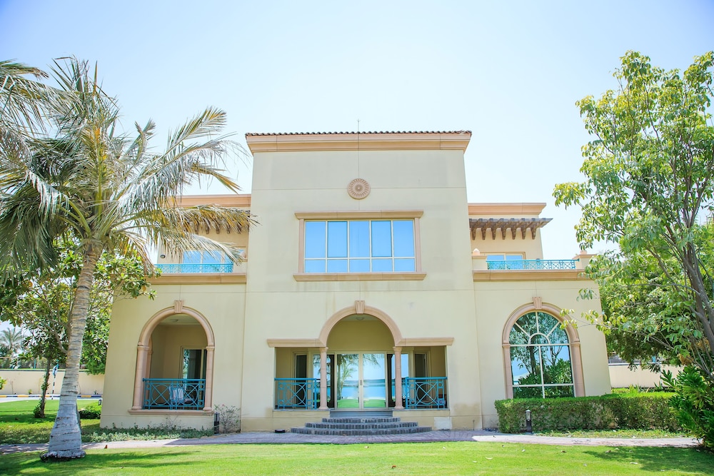 Al Raha Beach Hotel Villas in Abu Dhabi | Best Rates & Deals on Orbitz