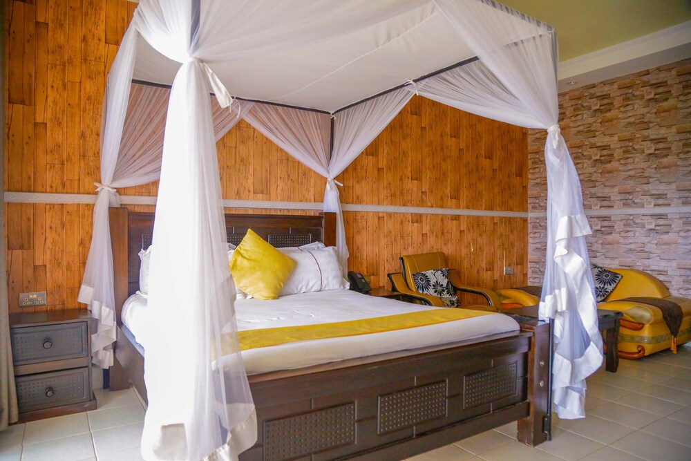 Nokras Riverine Hotel & Spa: Deals & Reviews (Sagana, KEN) | Wotif